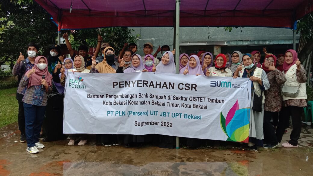 Lewat Dana CSR, PLN UPT Bekasi Bantu Bank Sampah Salimah – Radarbekasi.id