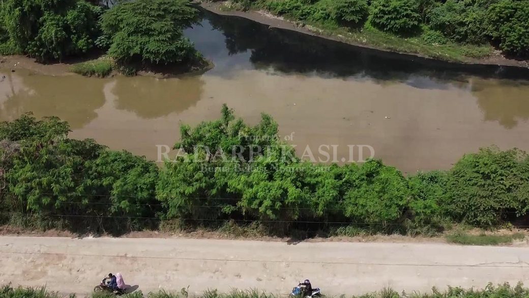 Minim Pengawasan, Sungai jadi Sasaran Pembuangan Limbah – Radarbekasi.id